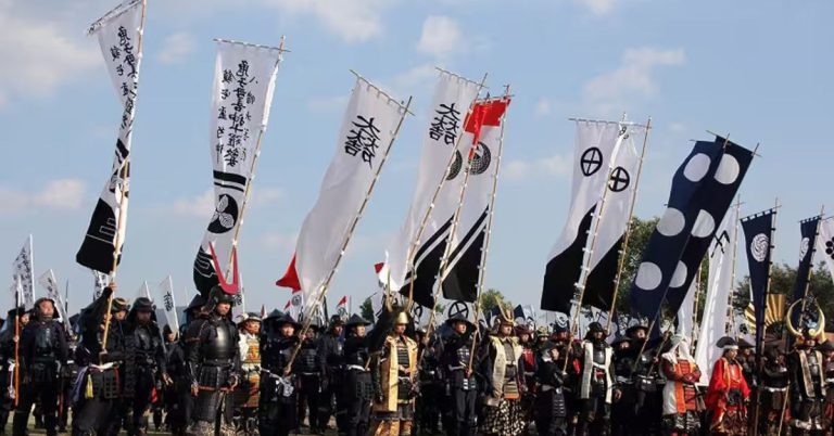 How Samurai Clans Shaped the History of Japan - Samurai Code